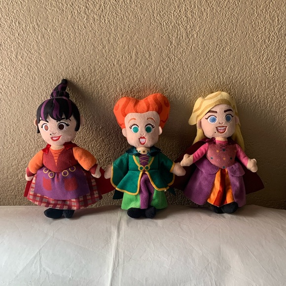 Disney | Toys | Hocus Pocus Plush Set | Poshmark